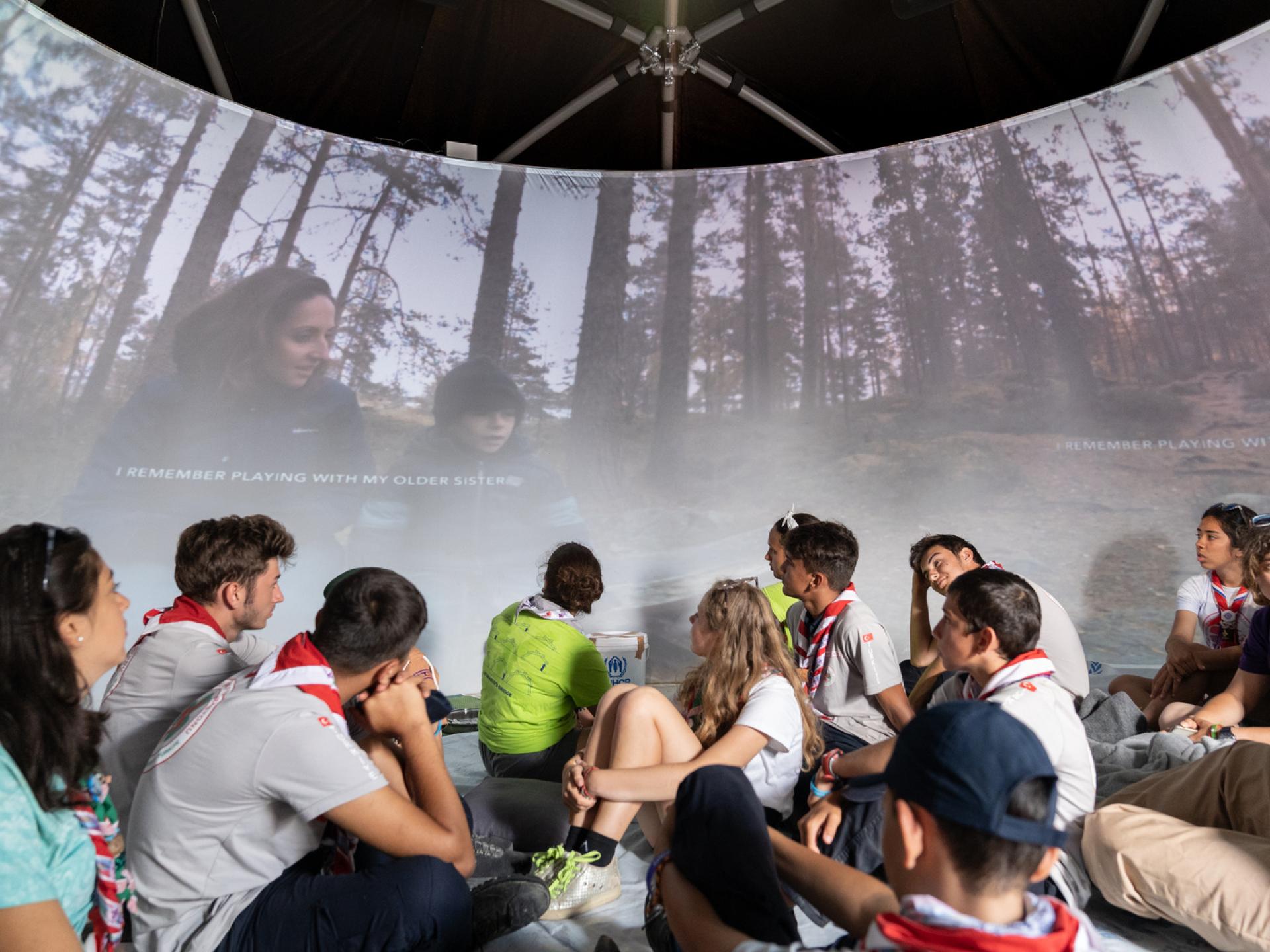 How to help during a humanitarian crisis | WOSM