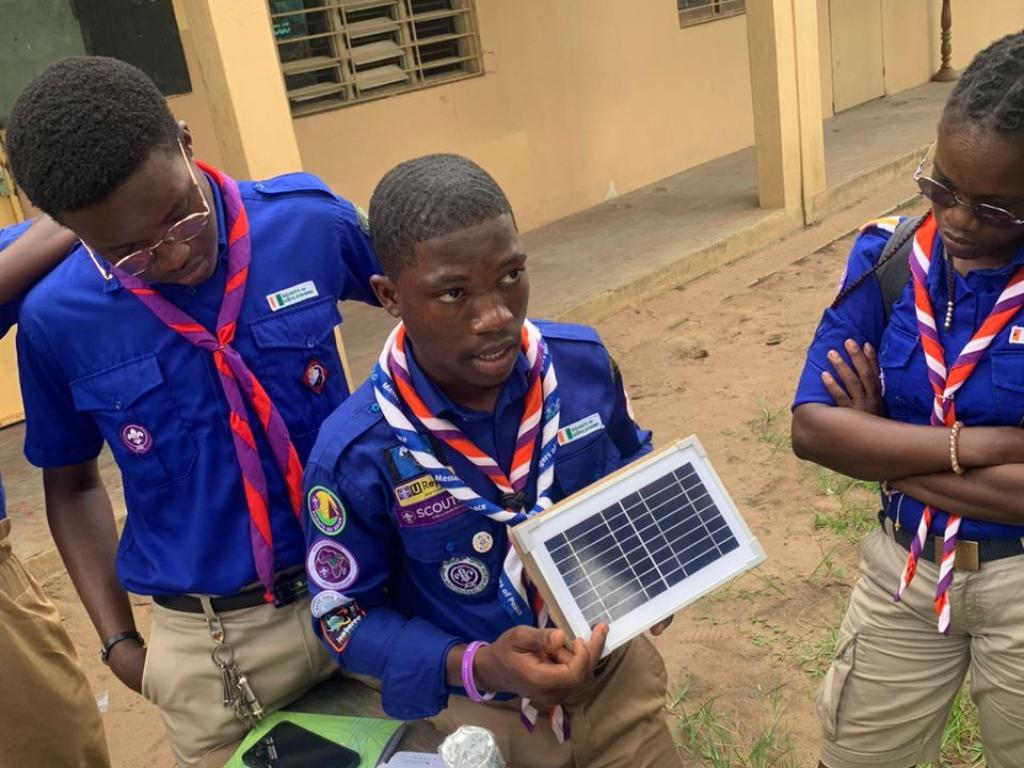 Scouts Commemorate Earth Hour with Call for Urgent Climate Action | WOSM