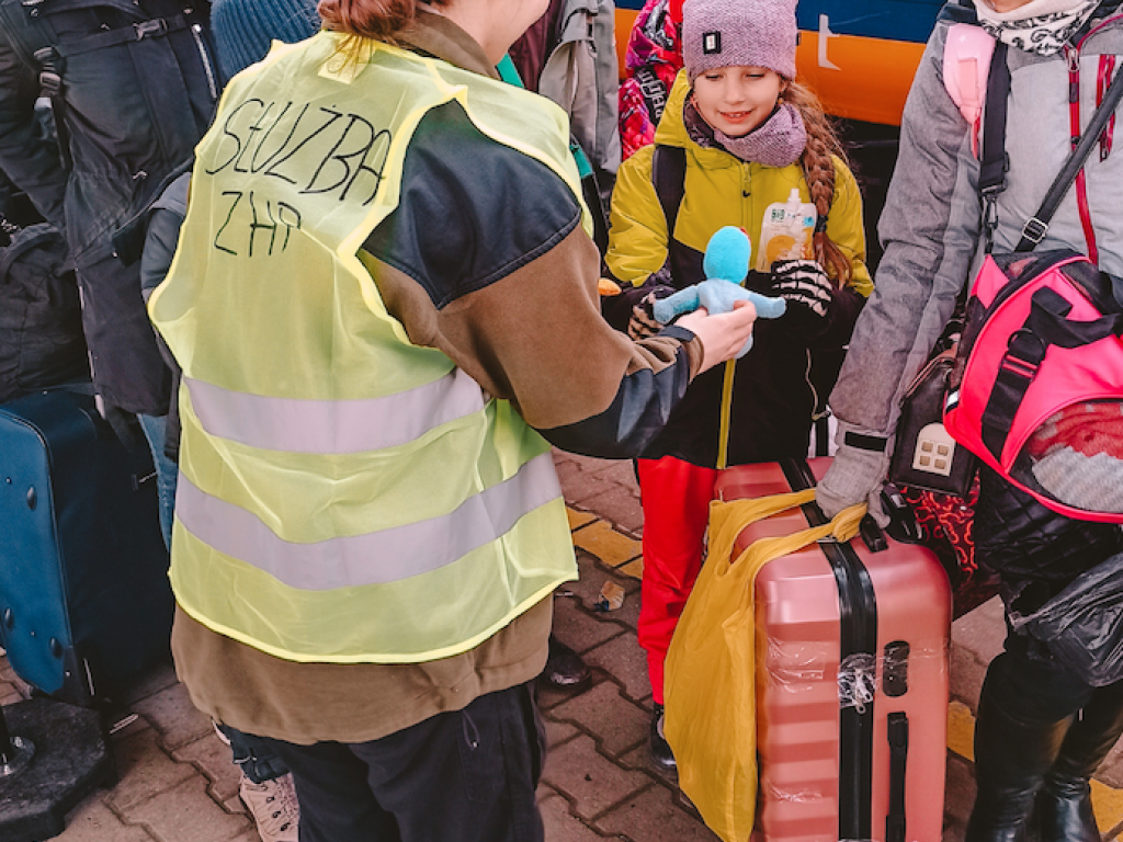 How to help during a humanitarian crisis | WOSM