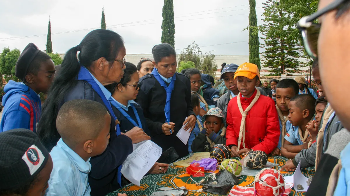 Scouts Influencing Behaviour Change on Plastic Pollution in Madagascar ...