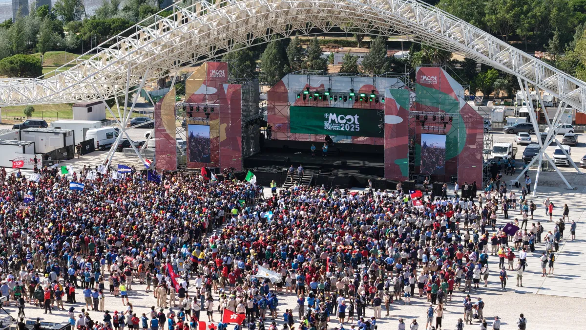 Thousands of Rover Scouts gather in Portugal for 16th World Scout Moot ...